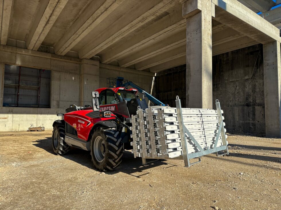 TELEHANDLERS - Faresin USA